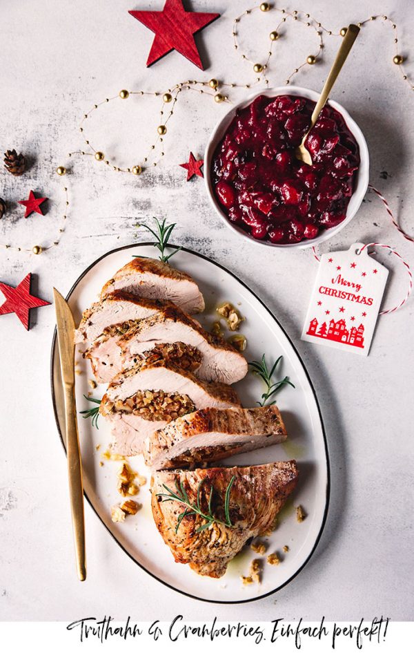 Gefüllte Truthahnbrust mit Trüffelpüree und Cranberrysauce | Foodlovin'